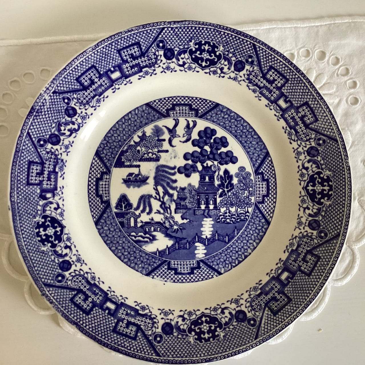 Rundt fat, Willow Pattern, Egersund. | FINN-torget