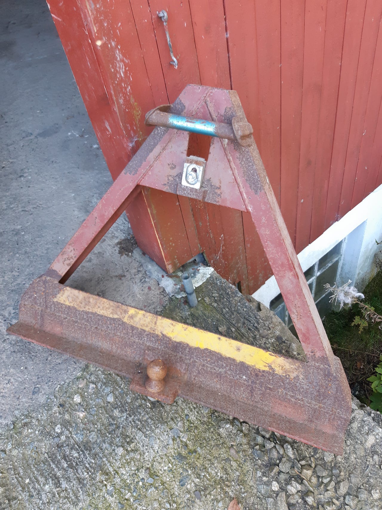 Triangel diverse tilhenger tilhengerfeste lyng | FINN-torget