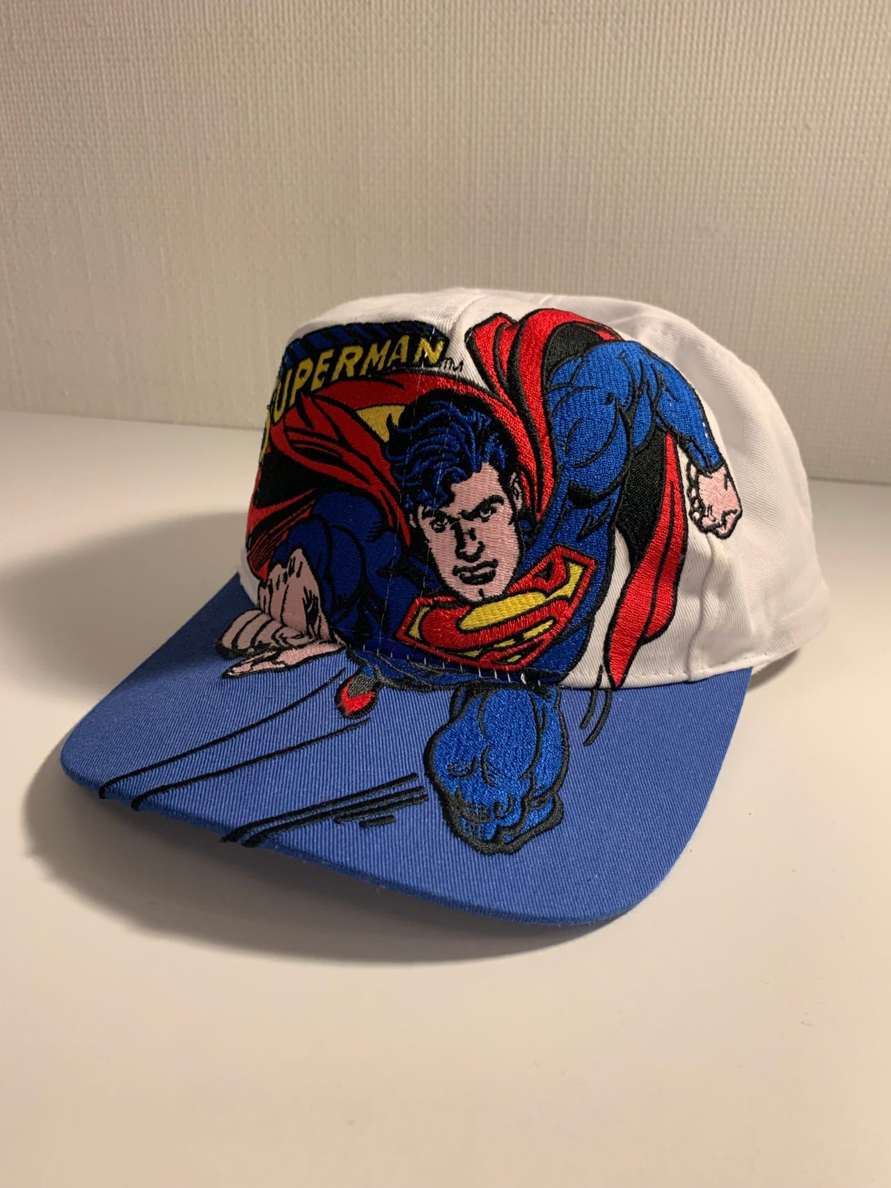 Vintage Nascar Superman caps fra 2000-tallet | FINN-torget