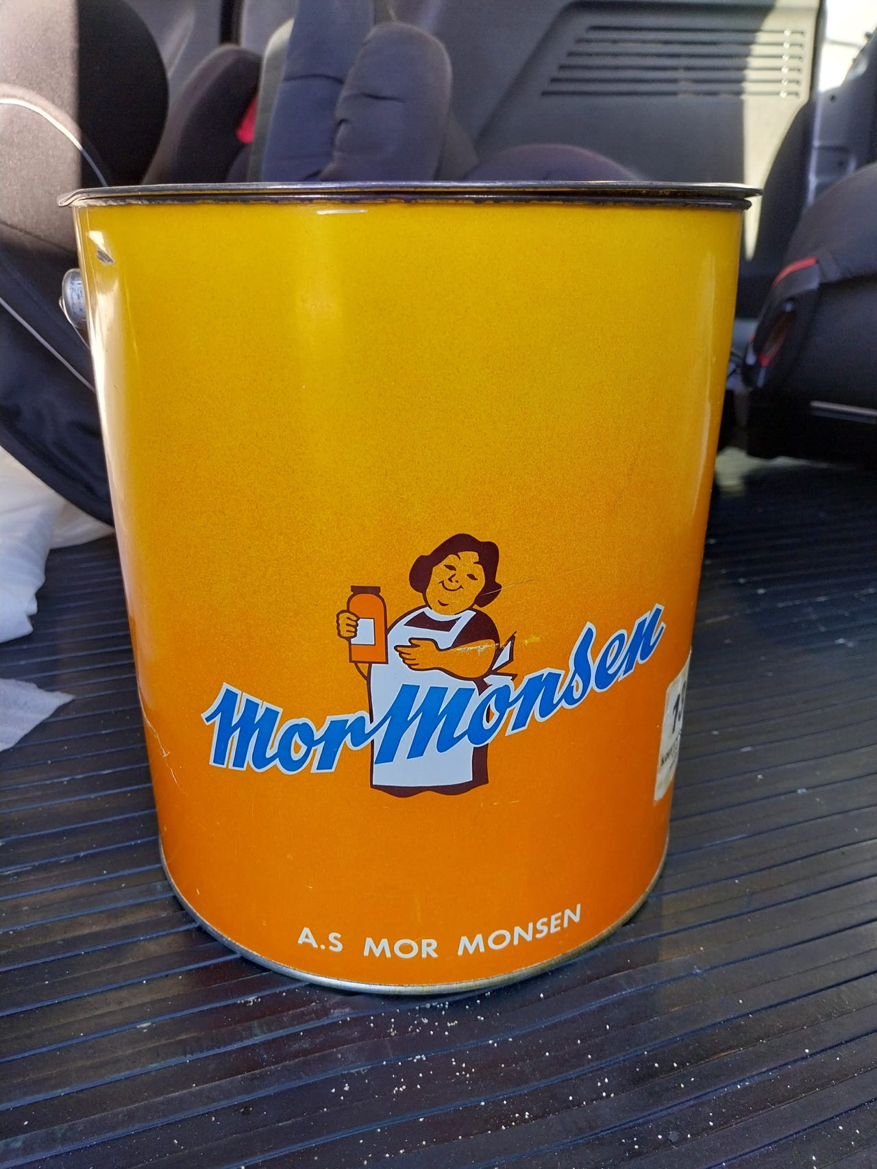 Nora og mor monsen bokser | FINN-torget