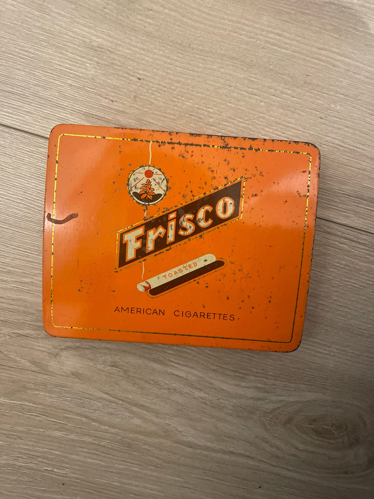 Vintage "Frisco American Cigarettes" boks | FINN torget