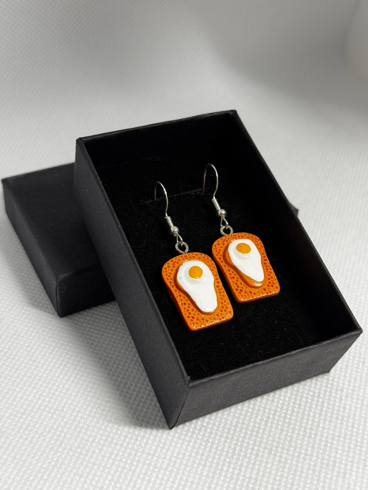 Ørepynt liten toast | FINN-torget