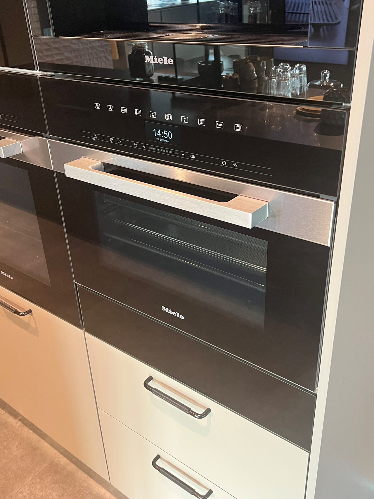 Miele Kompakt dampovn DGC 7440 | FINN torget