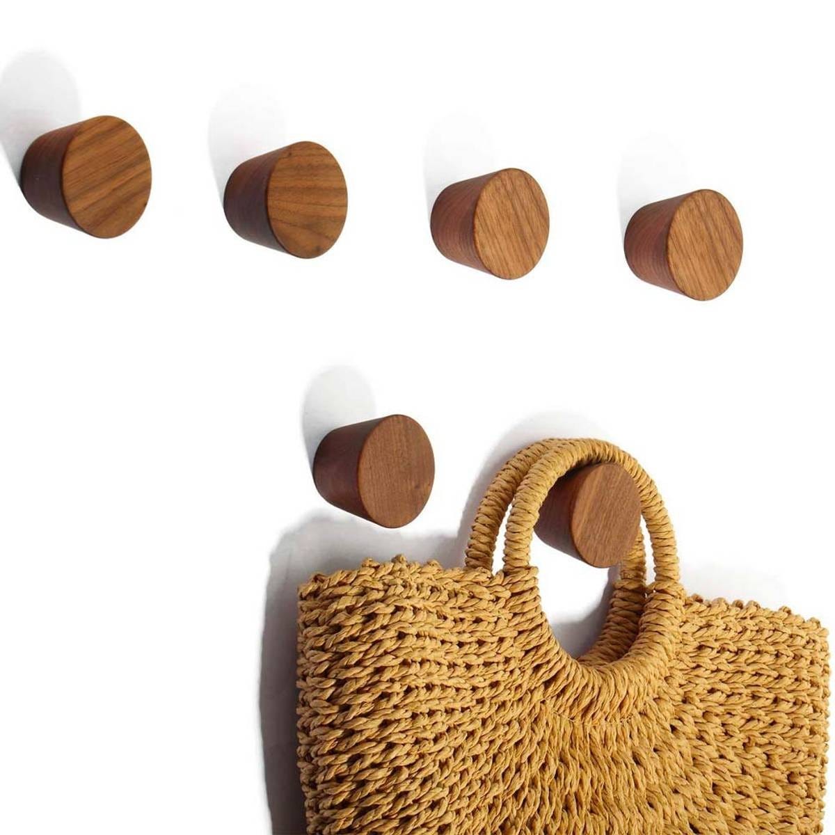 Diverse knagger i tre og metall til minimum 50%! | FINN-torget