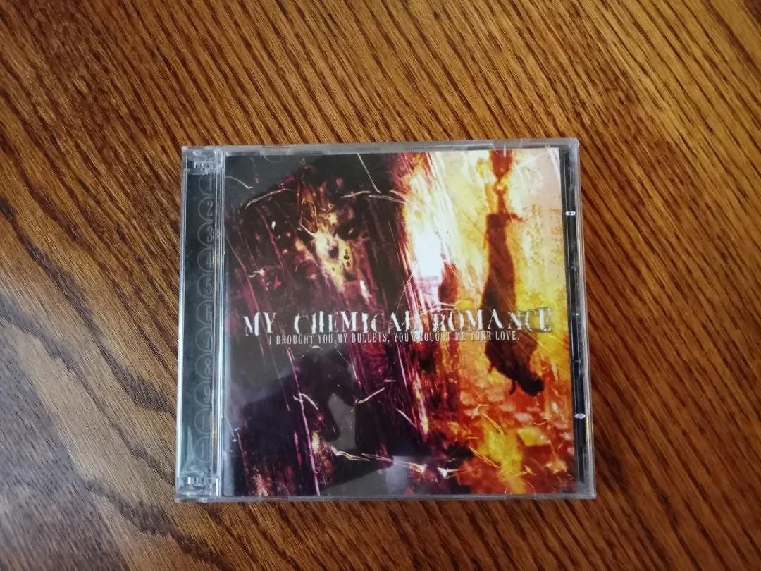 Bullets cd av mcr ønskes kjøpt. | FINN-torget