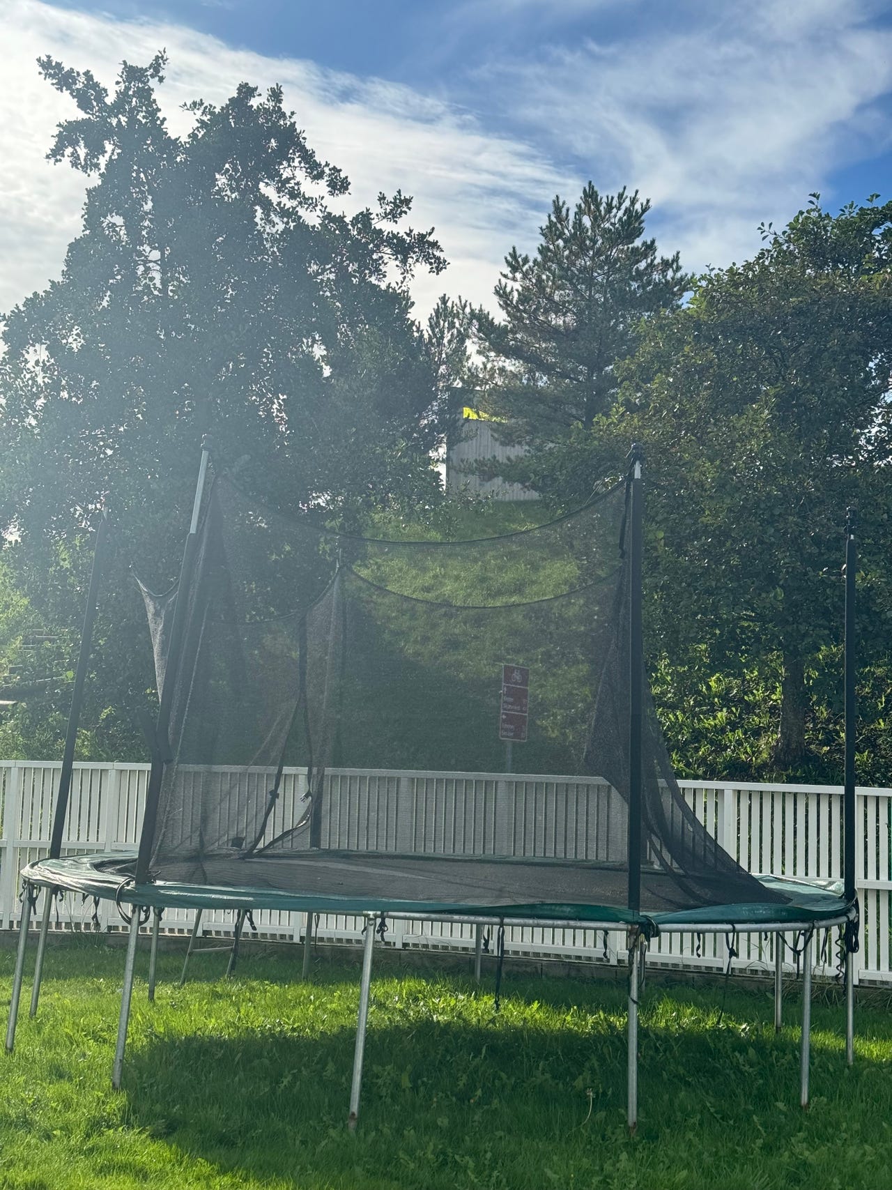 Stor trampoline | FINN-torget