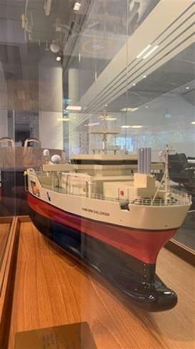 Skipsmodell/Rederimodell av Ramform Challenger | FINN-torget