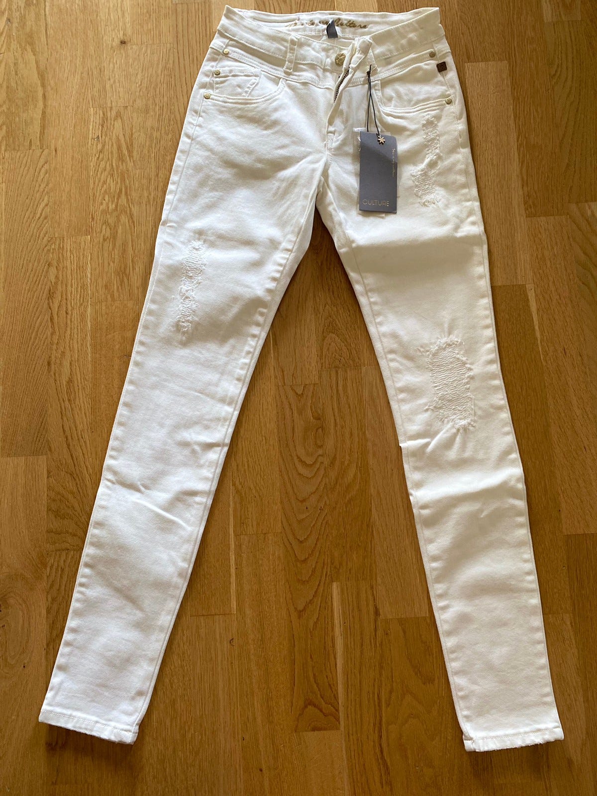 Culture Ermina Jeans Jeannina Fit jeans | FINN-torget