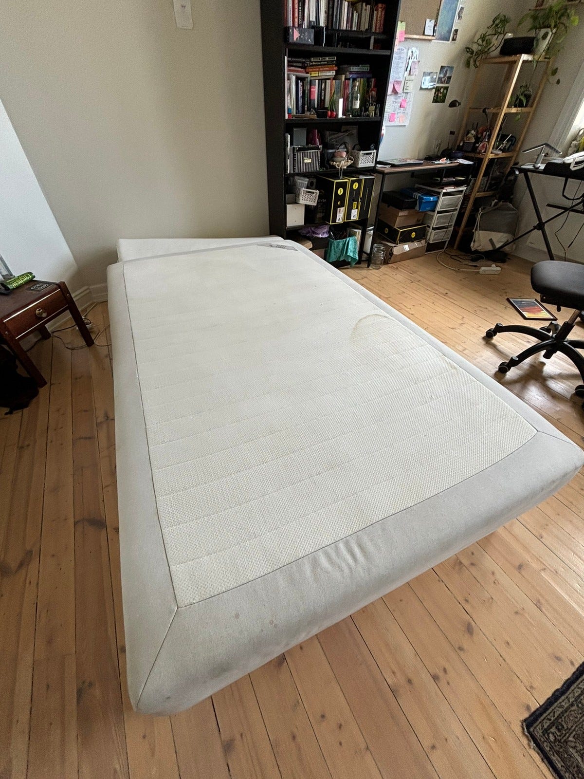 Seng gis bort mot henting | FINN torget