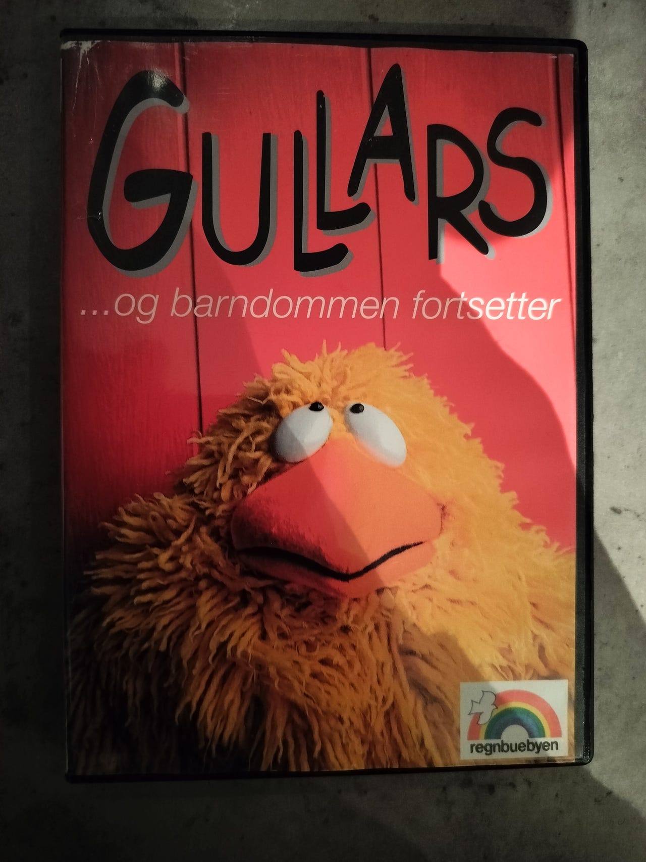 Gullars - Og Barndommen Fortsetter - 1986 - NRK ( DVD) | FINN-torget