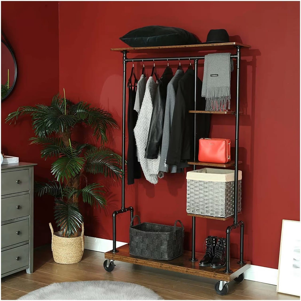 Klesstativ på hjul, for soverom, butikk, vaskerom | FINN torget