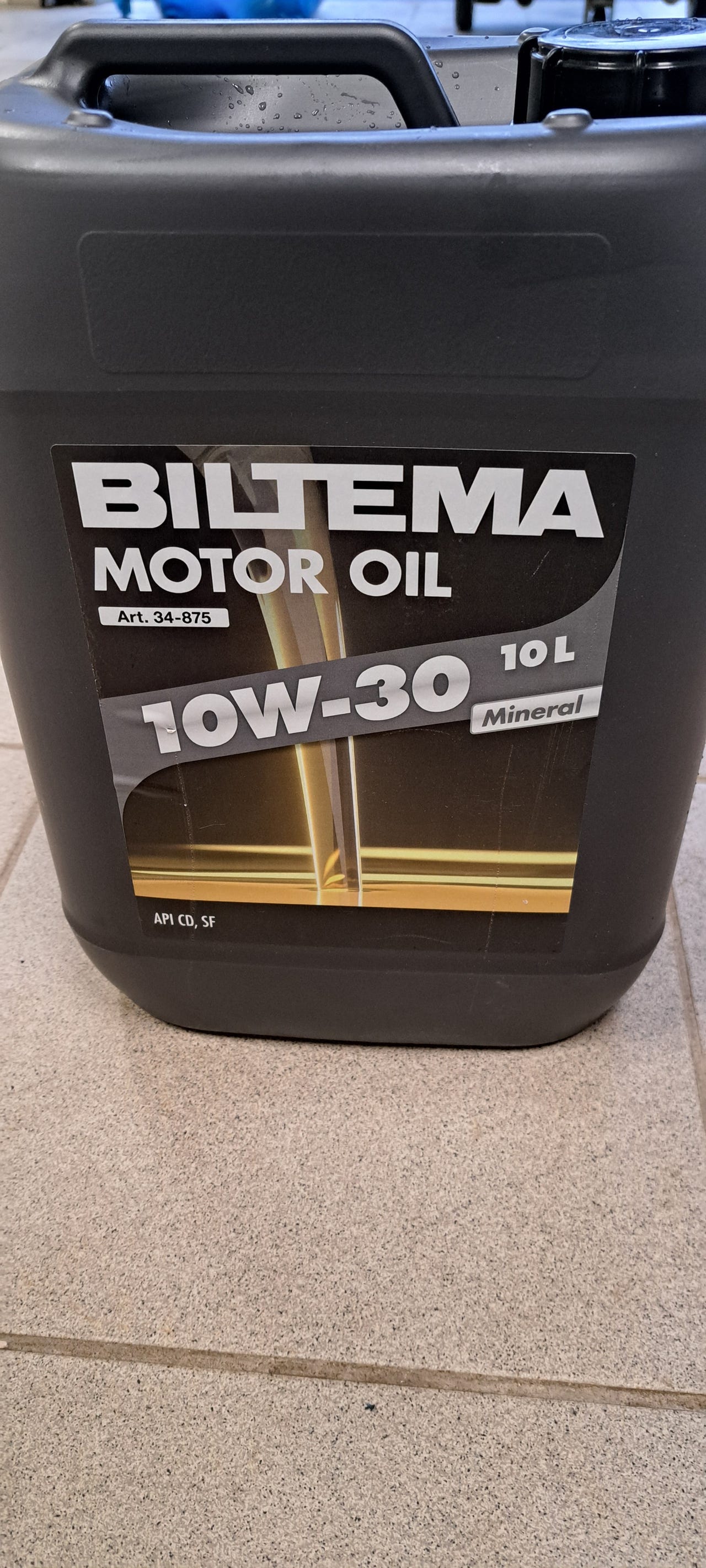 Biltema 10w-30 olje selges. | FINN-torget