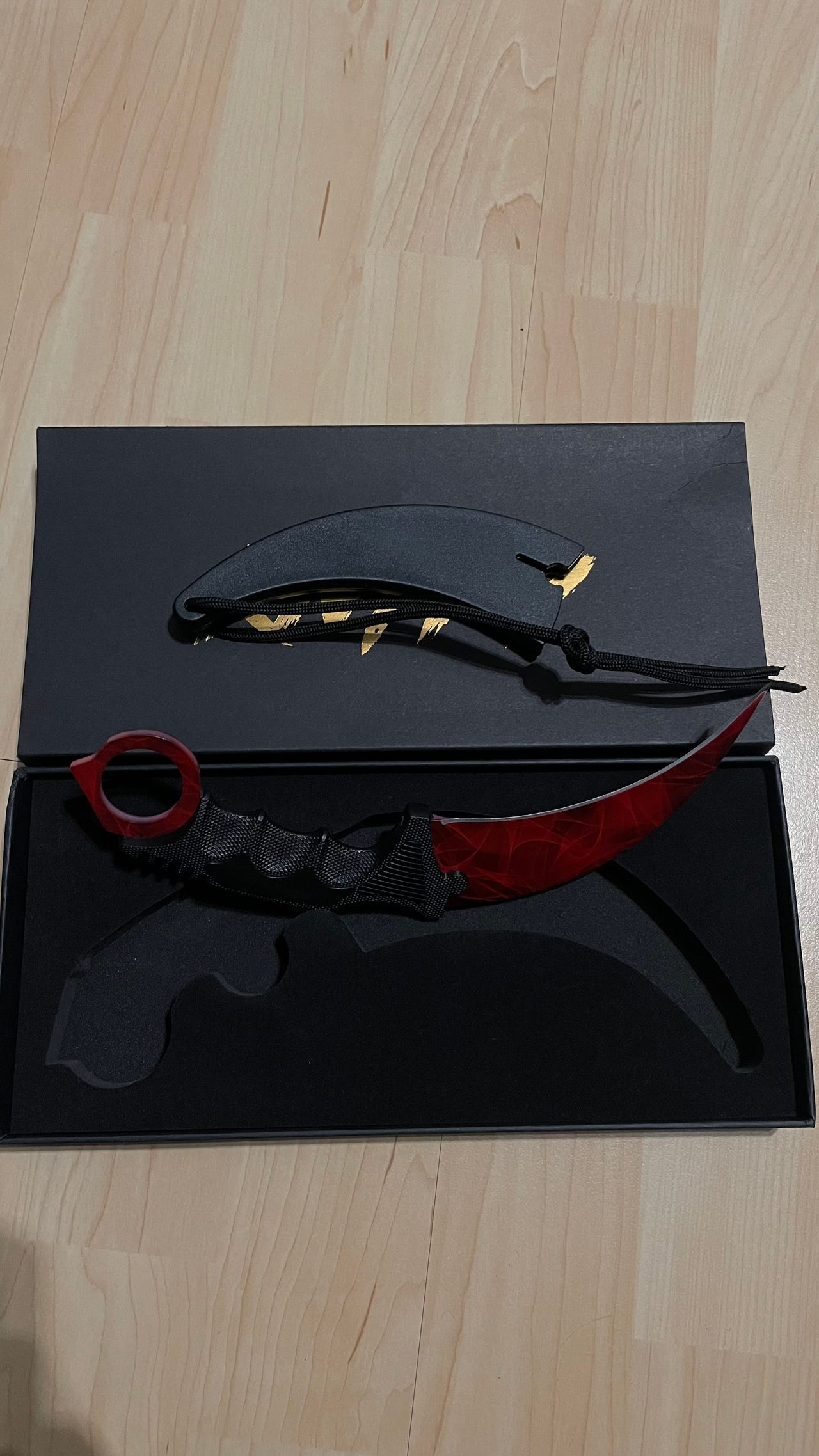 CSGO Karambit ruby samle objekt | FINN-torget
