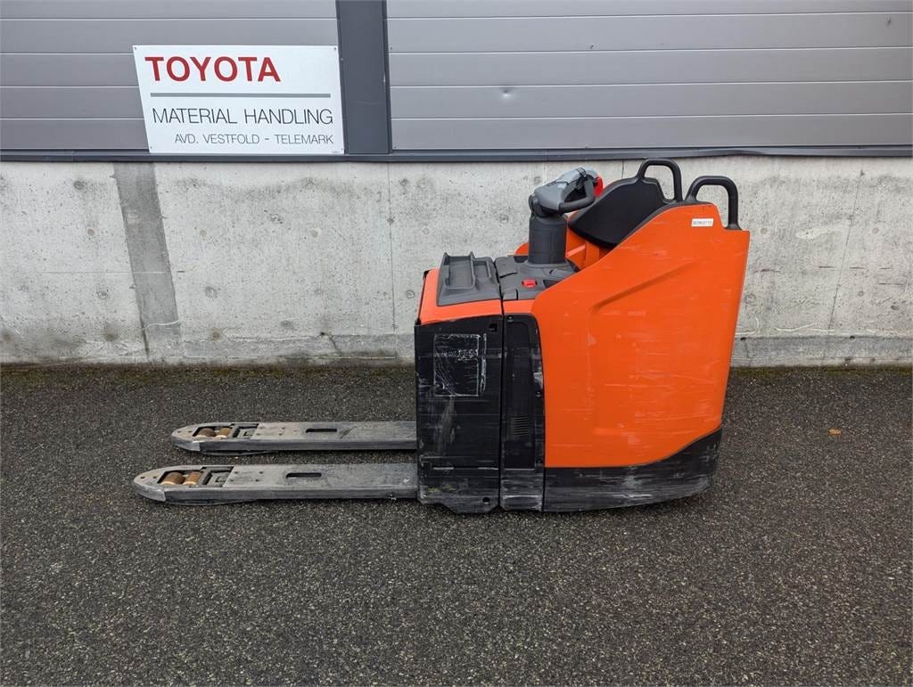 Til salgs: Toyota LPE250 - 2022 - Truck - Løftekapasitet 2500 kg ...