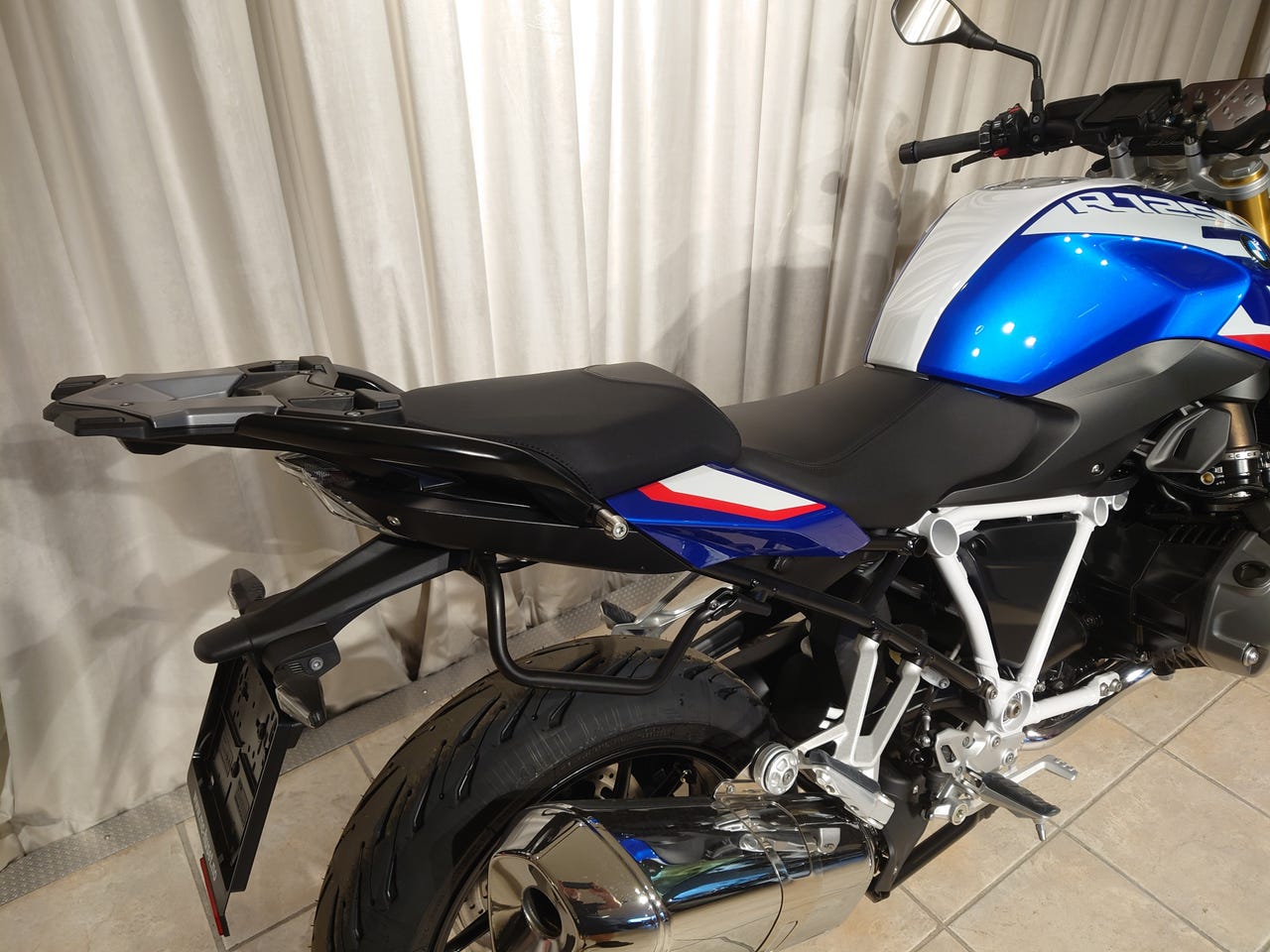 Til salgs: BMW R1250R *KAMPANJE* - 2023 - 1253 ccm - Touring | FINN.no