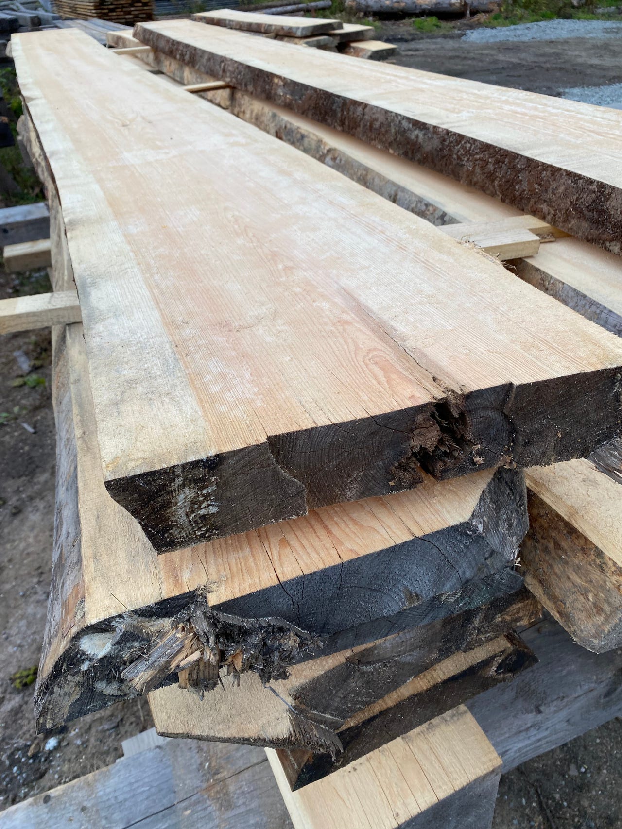 FURU, grove bord | FINN-torget