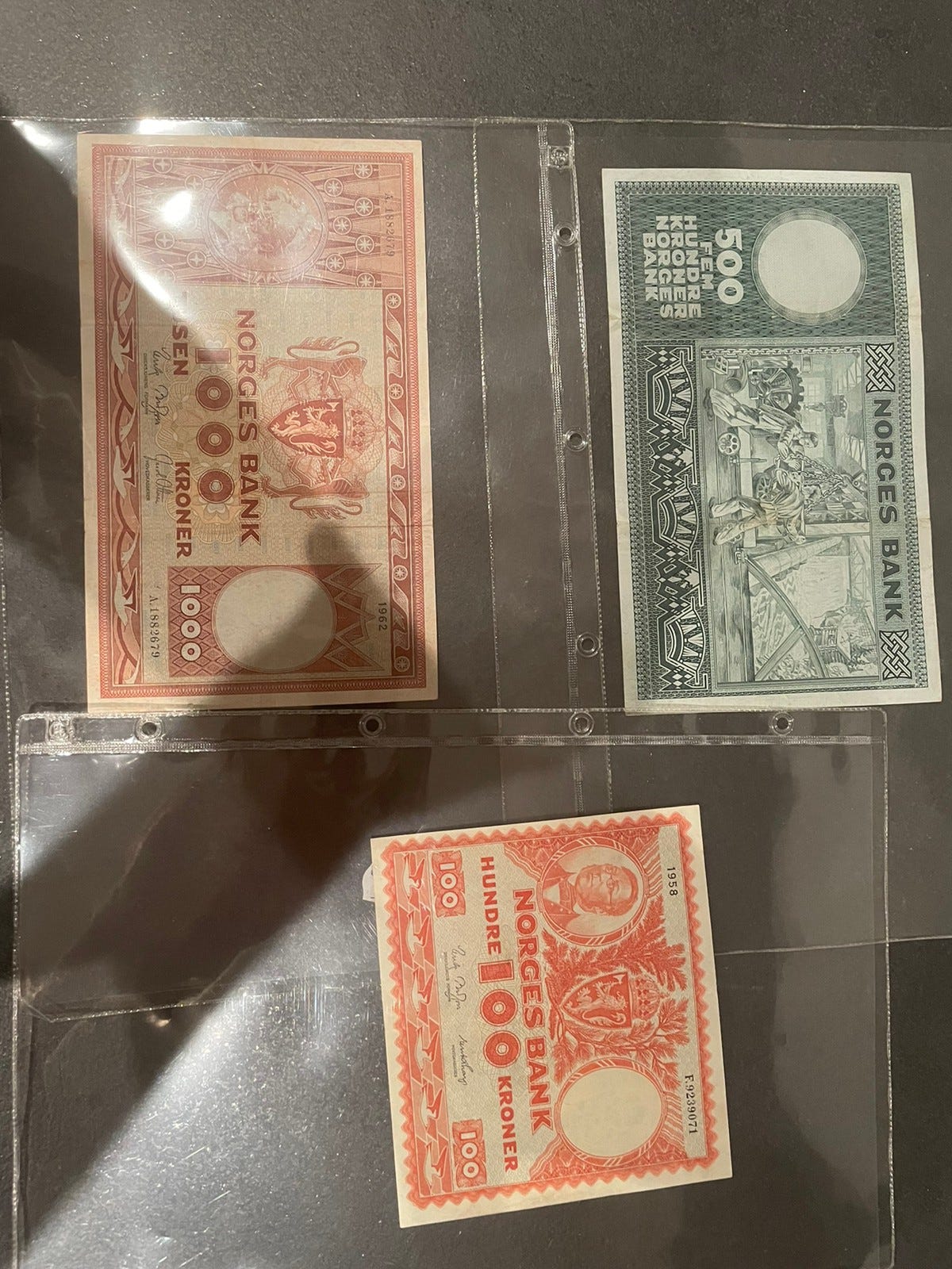 selger tre gamle Norske sedler. 1000 kr, 500 kr og 100kr | FINN-torget