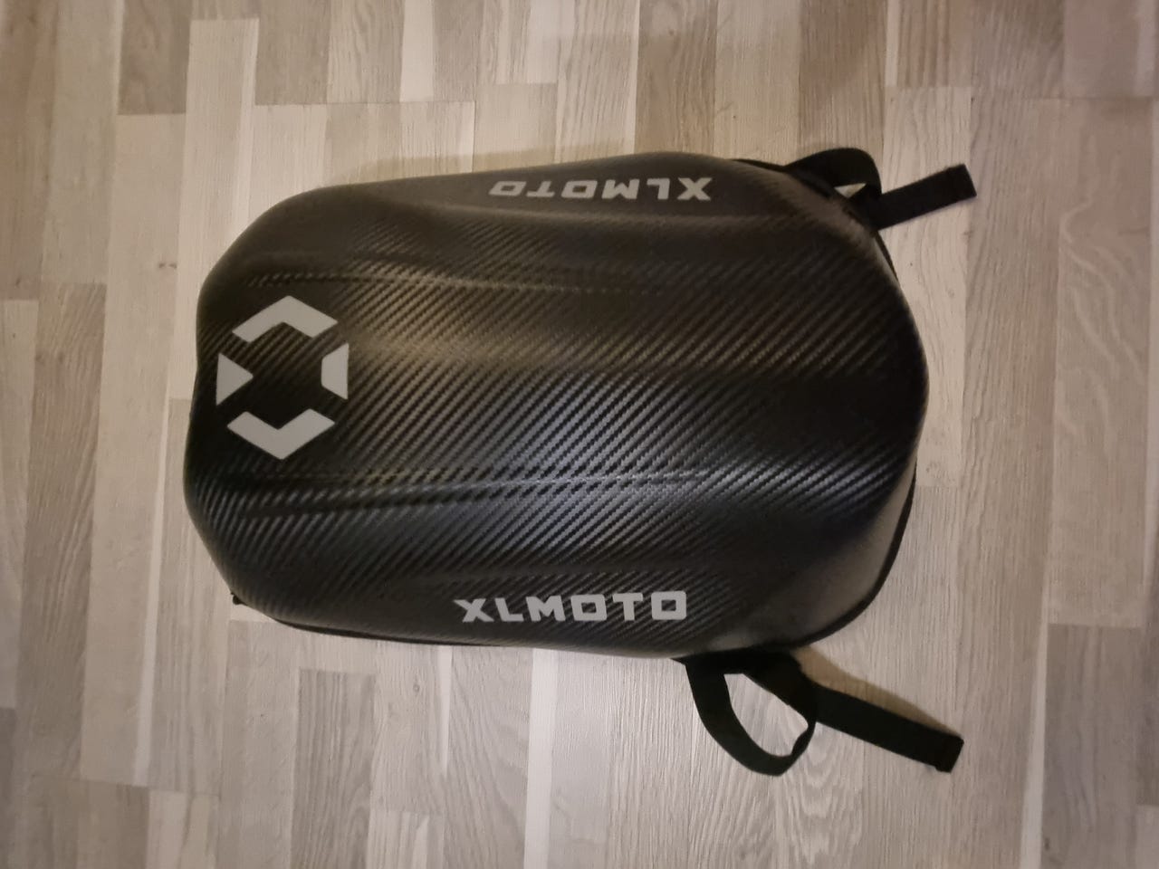 XLmoto MC-ryggsekk carbon vanntett | FINN-torget