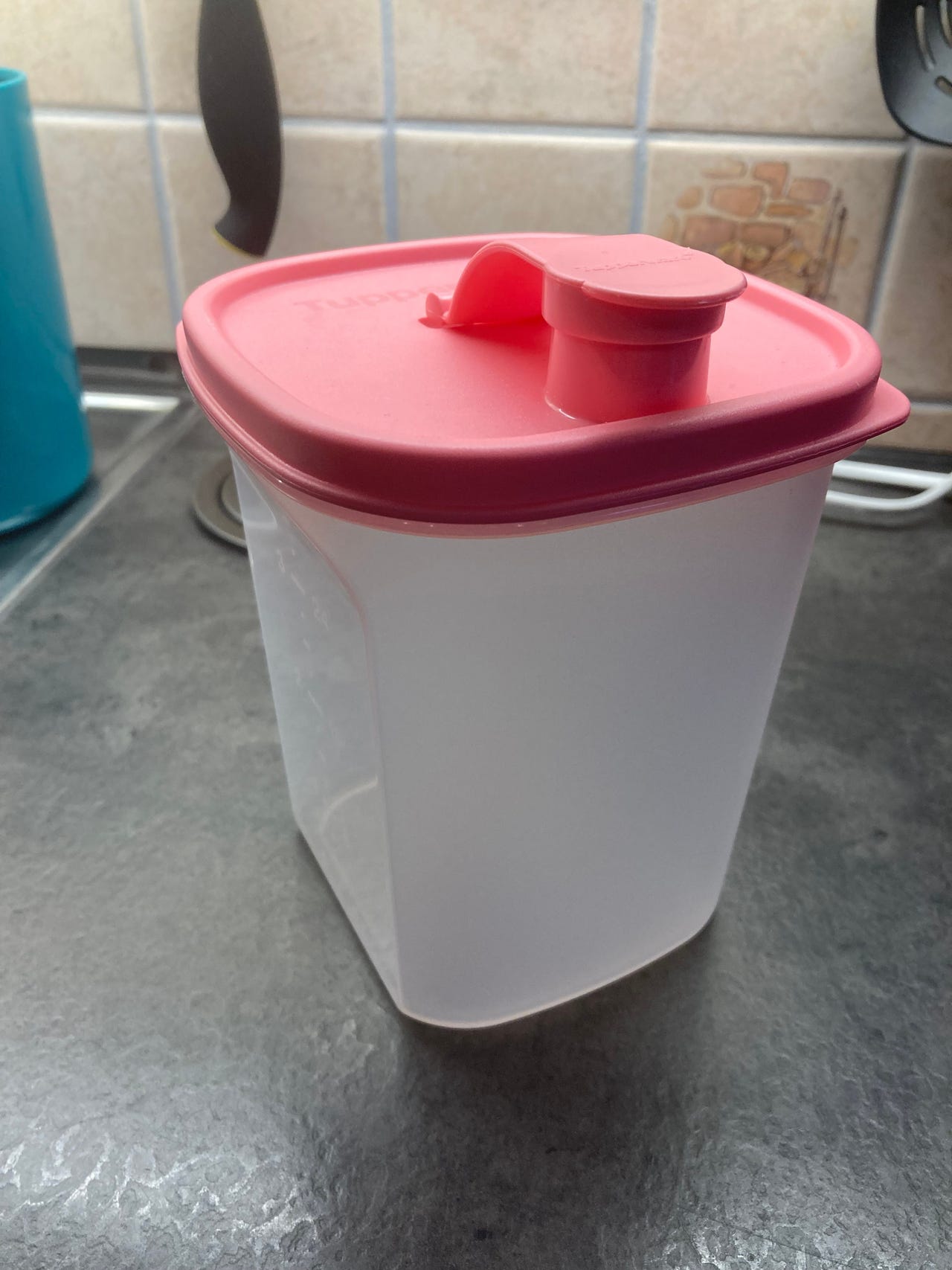 Tupperware slimline kanne 1 liter | FINN-torget