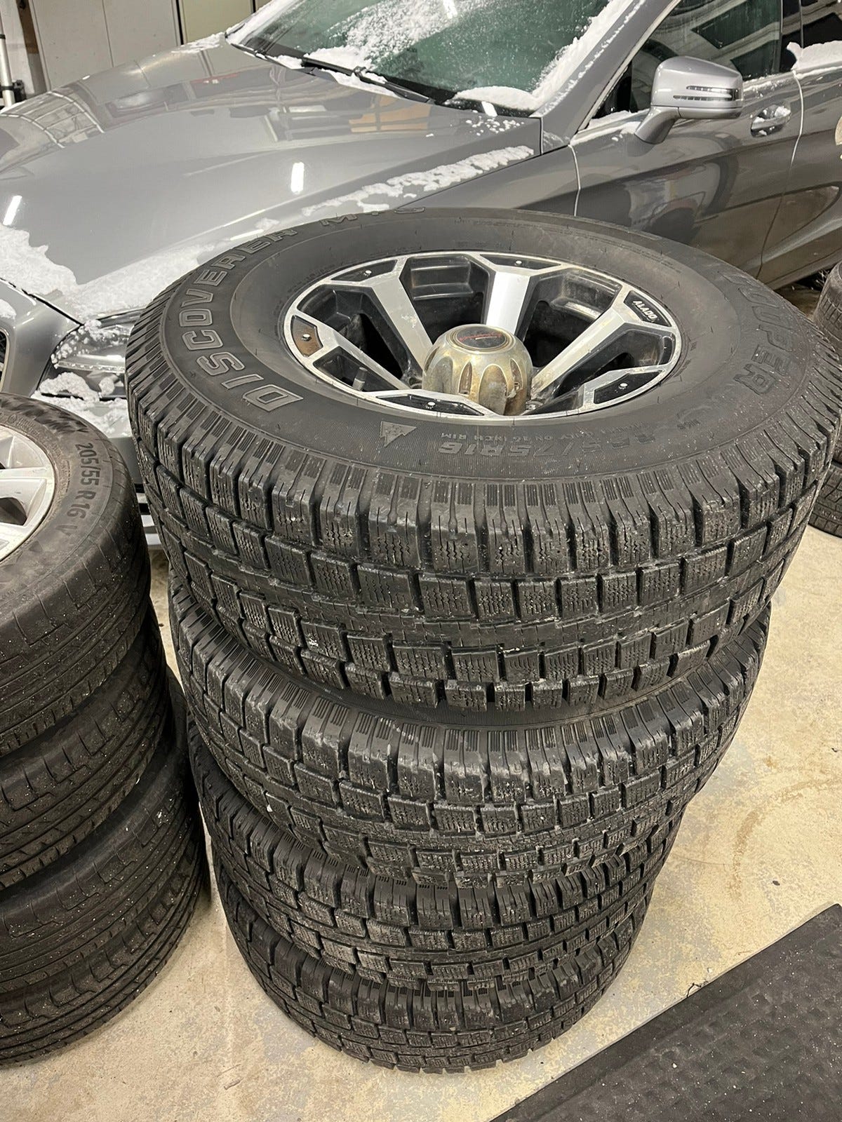 Toyota hilux/land cruiser dekk og felg | FINN-torget