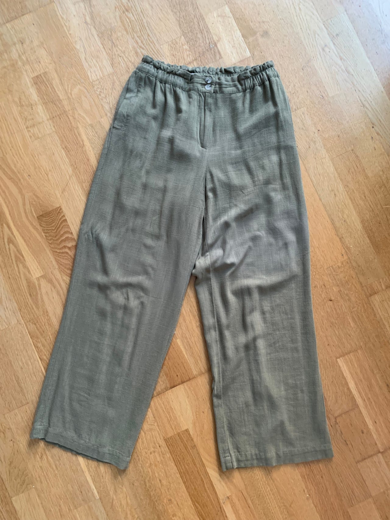 Linbukse fra Blu str 36 | FINN-torget