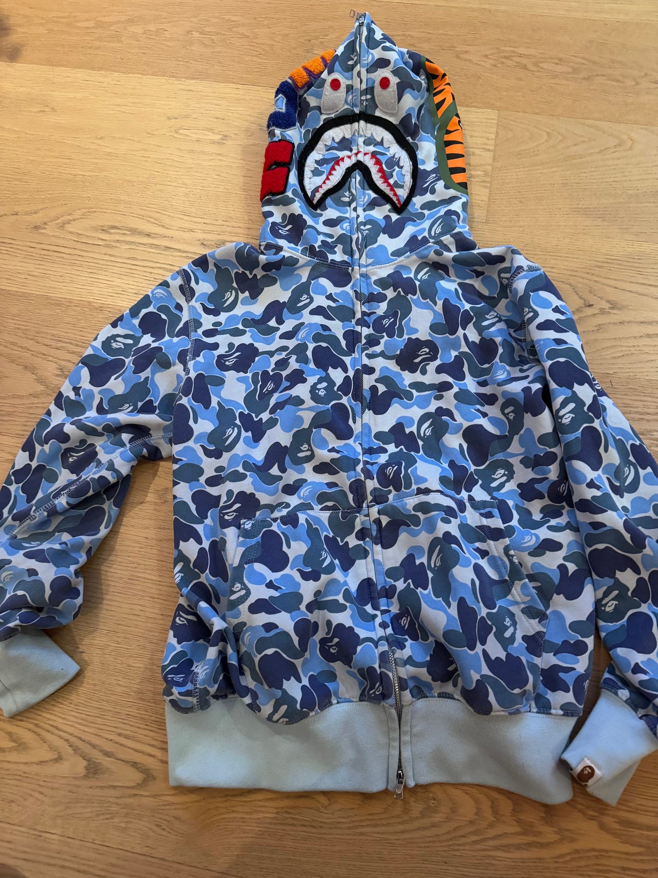 BAPE SHARK Hoodie Størrlese:L | FINN-torget