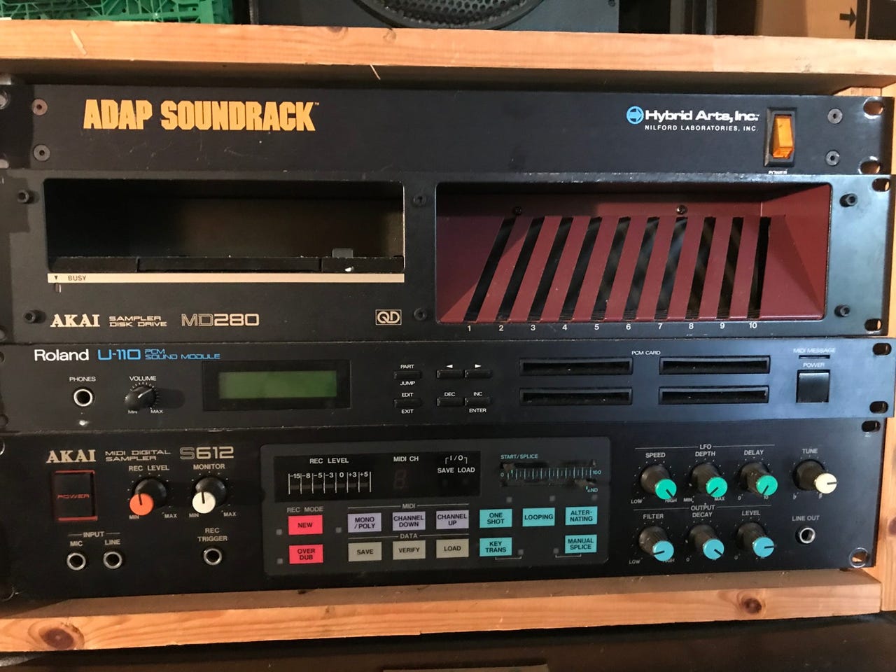 Akai s612 sampler med diskdrive MD280 | FINN-torget