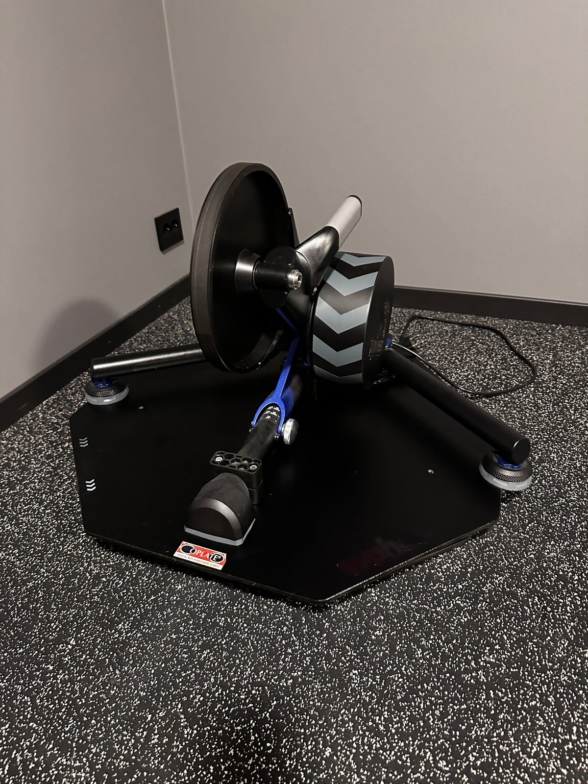 Wahoo Kickr V5 m/Coplate rockerplate | FINN-torget