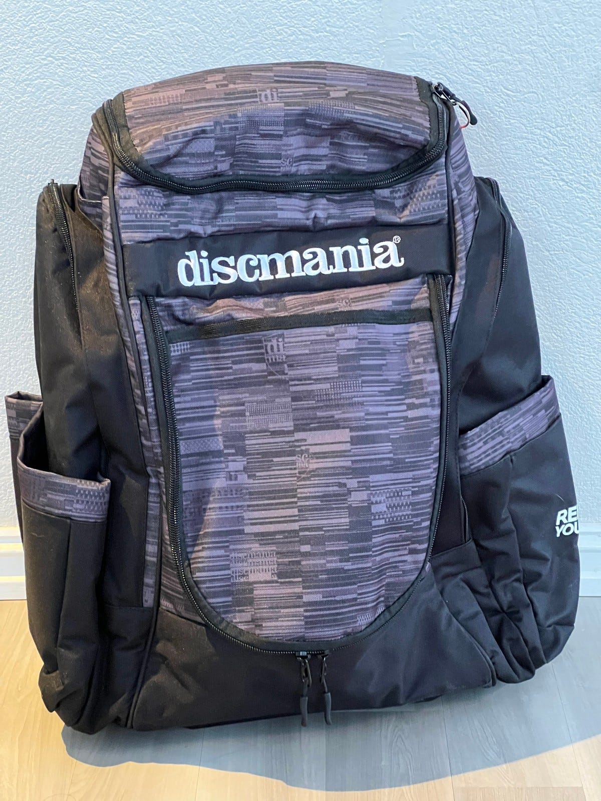 Discmania Fanatic Sky Backpack (disk golf sekk) | FINN-torget