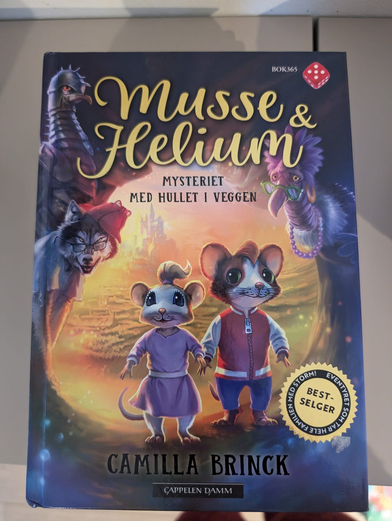 Musse og Helium 1 - Mysteriet med hullet i veggen | FINN-torget