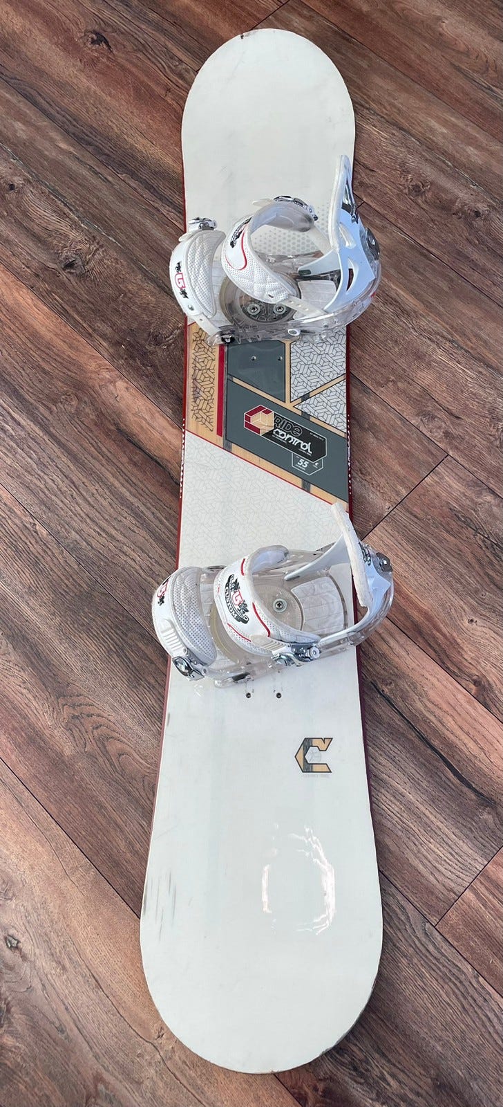 Nypris!!Ride Control 155 cm + Burton Custom binding snowboard | FINN-torget