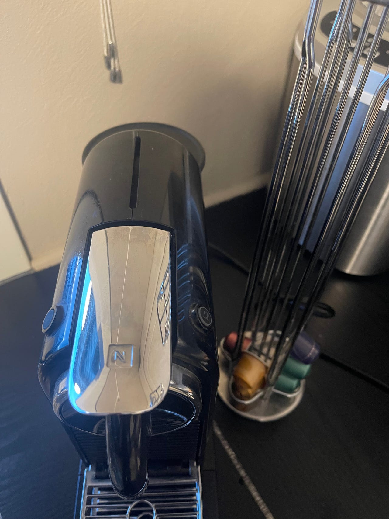 Nespresso Citiz sort | FINN-torget