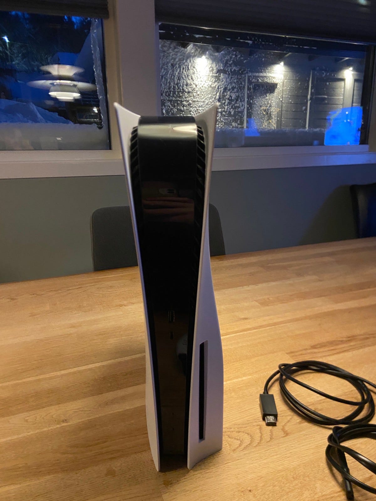PS5 til salgs - God pris pga. oppgradering til pc. | FINN-torget