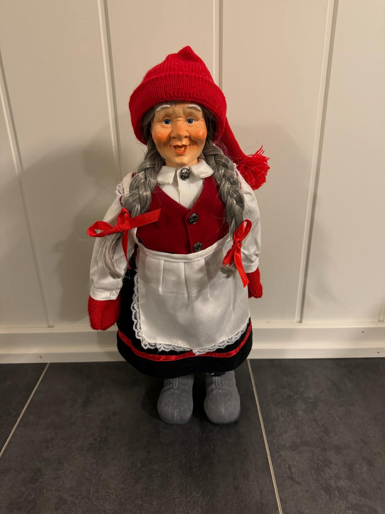 Nissefar savner ei dame... | FINN-torget