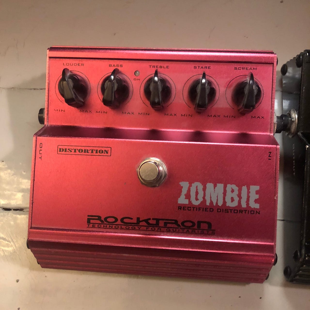 Rocktron Zombie Distortion pedal | FINN-torget