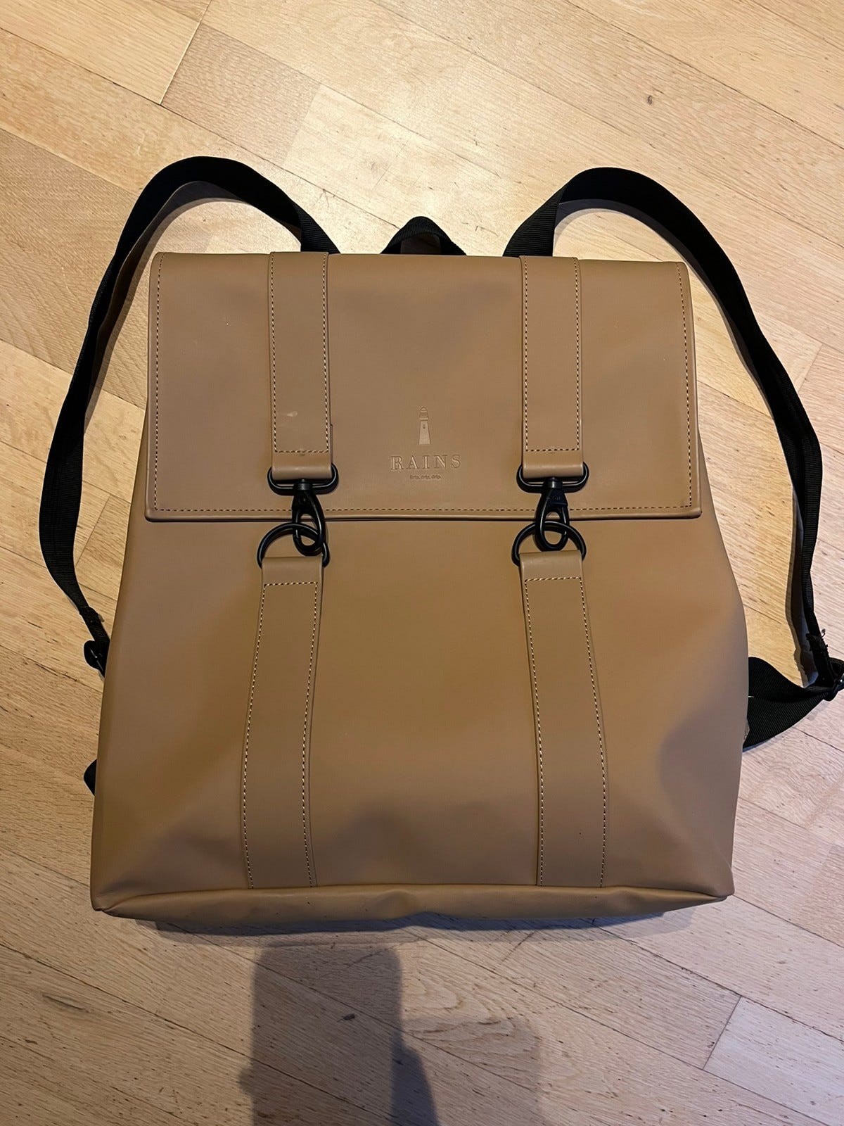 Ryggsekk fra Rains | FINN-torget