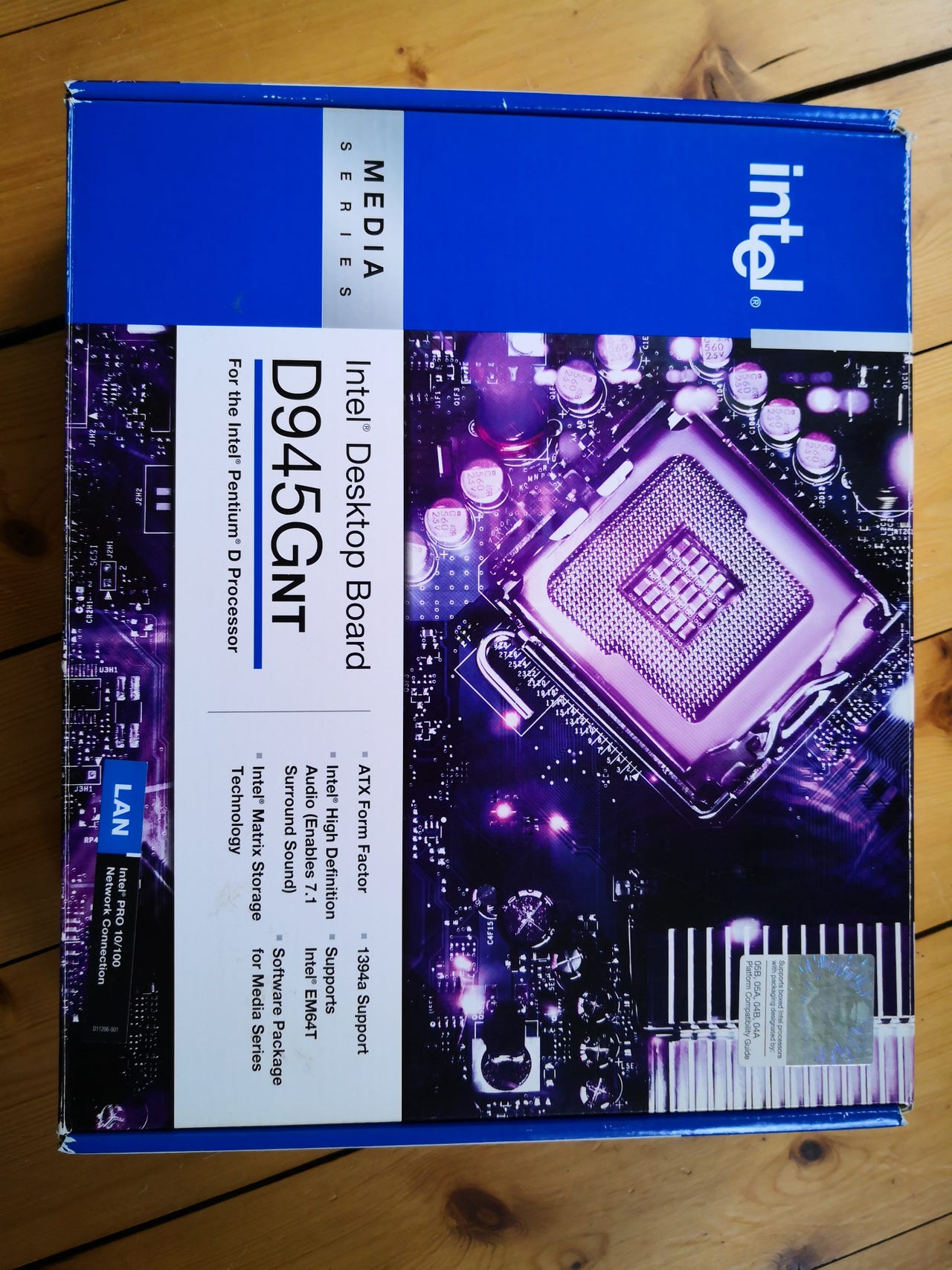 NYTT OG UBRUKT Retro gaming Intel D945Gnt s.775 hovedkort i eske | FINN ...