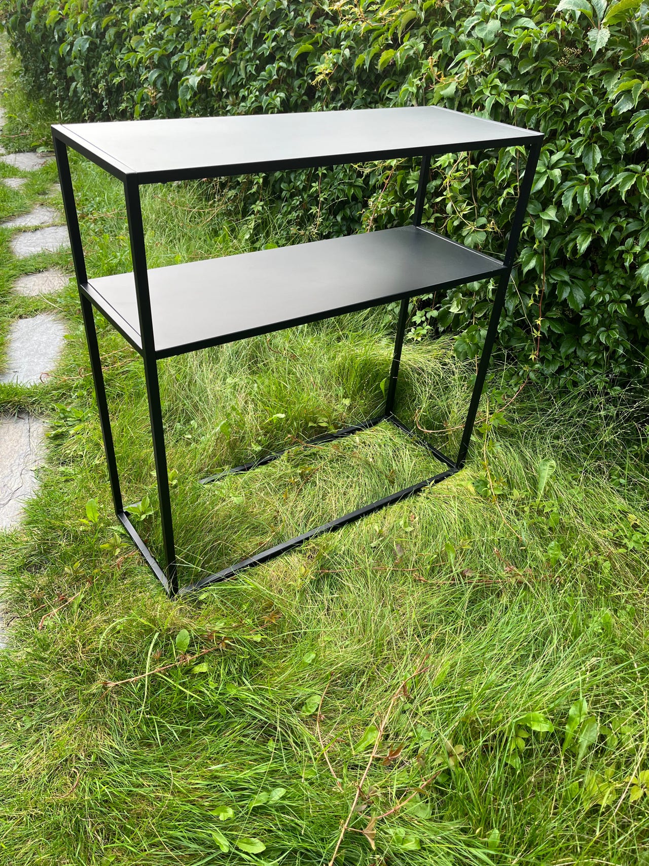 Sort hylle fra Kid Interiør | FINN-torget