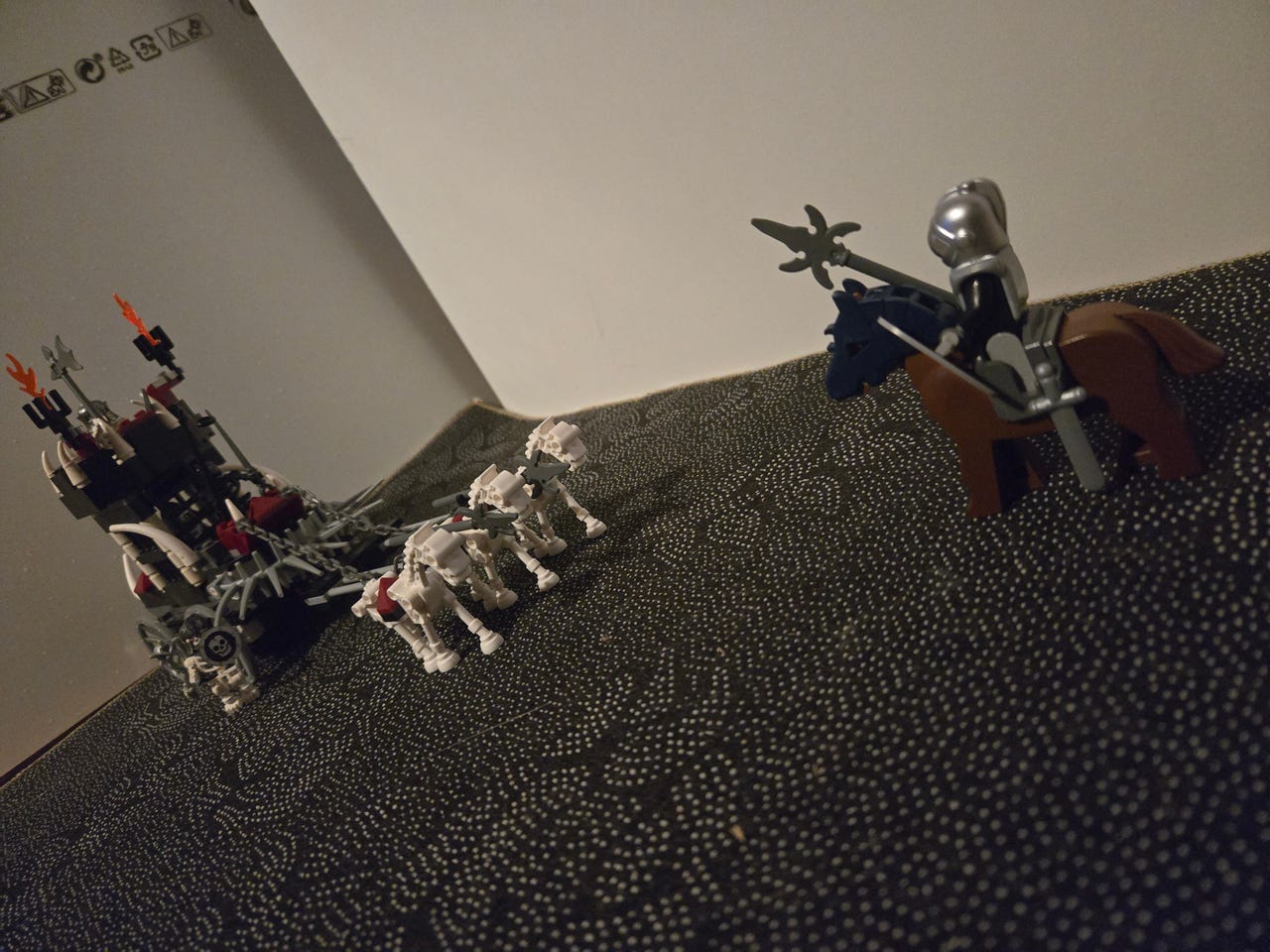 LEGO Castle 7092 Skeleton's Prison Carriage | FINN-torget