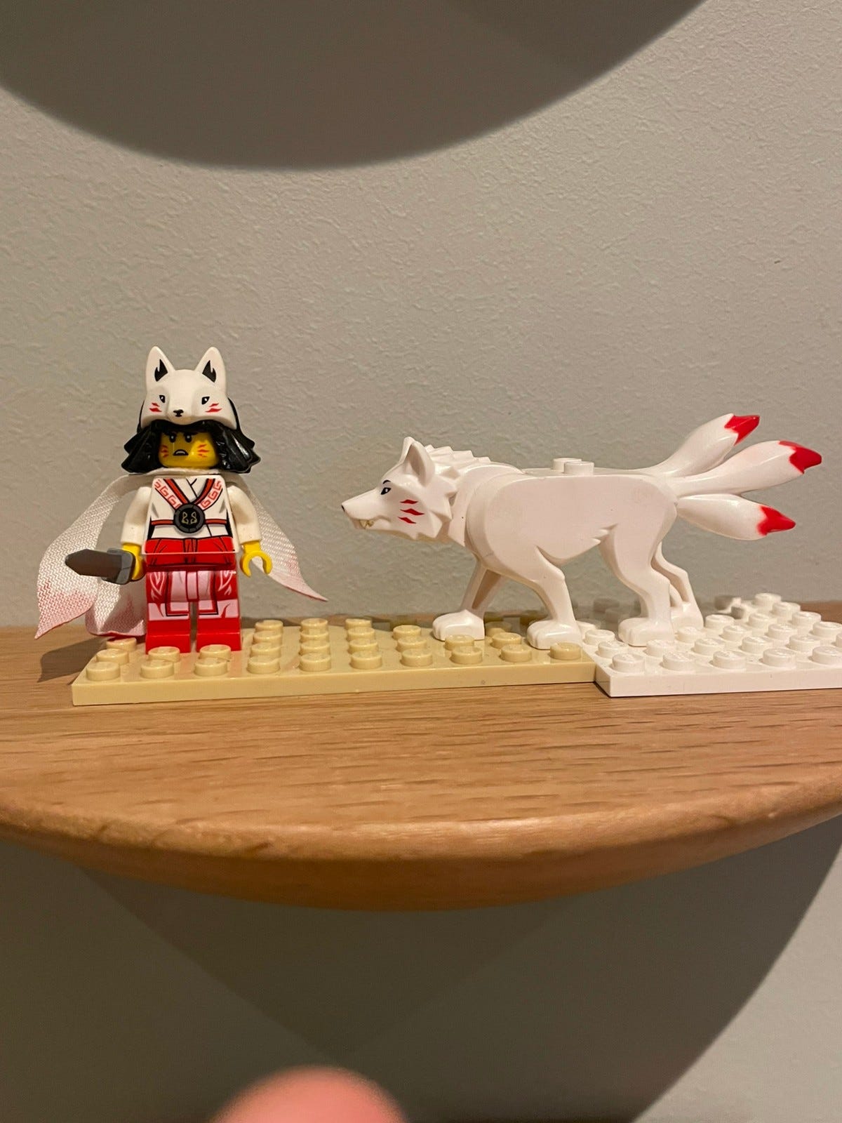 Lego Ninjago Akita & Lloyd’s wolf minifig | FINN-torget