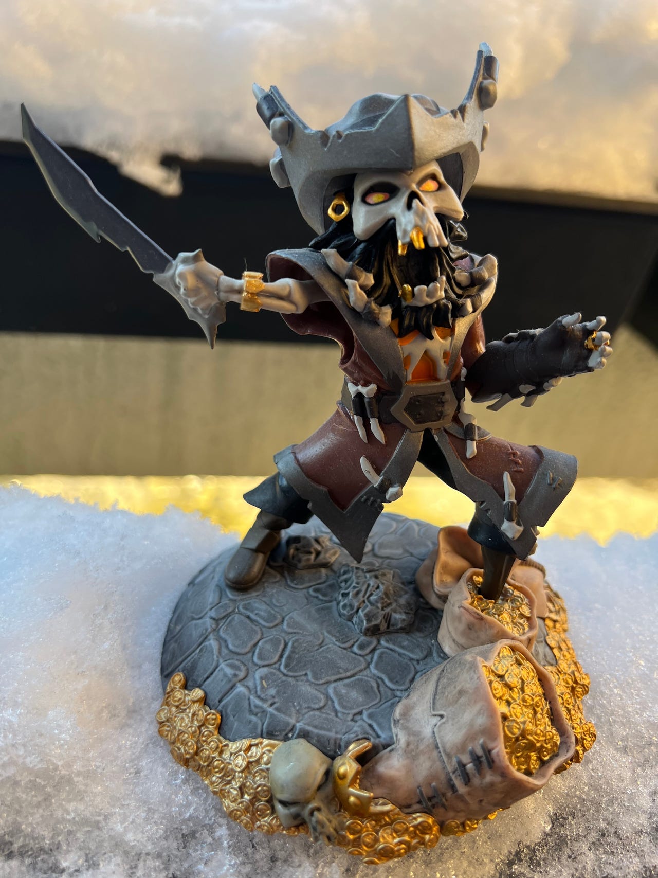 Sea of Thieves Flameheart Figure | FINN-torget