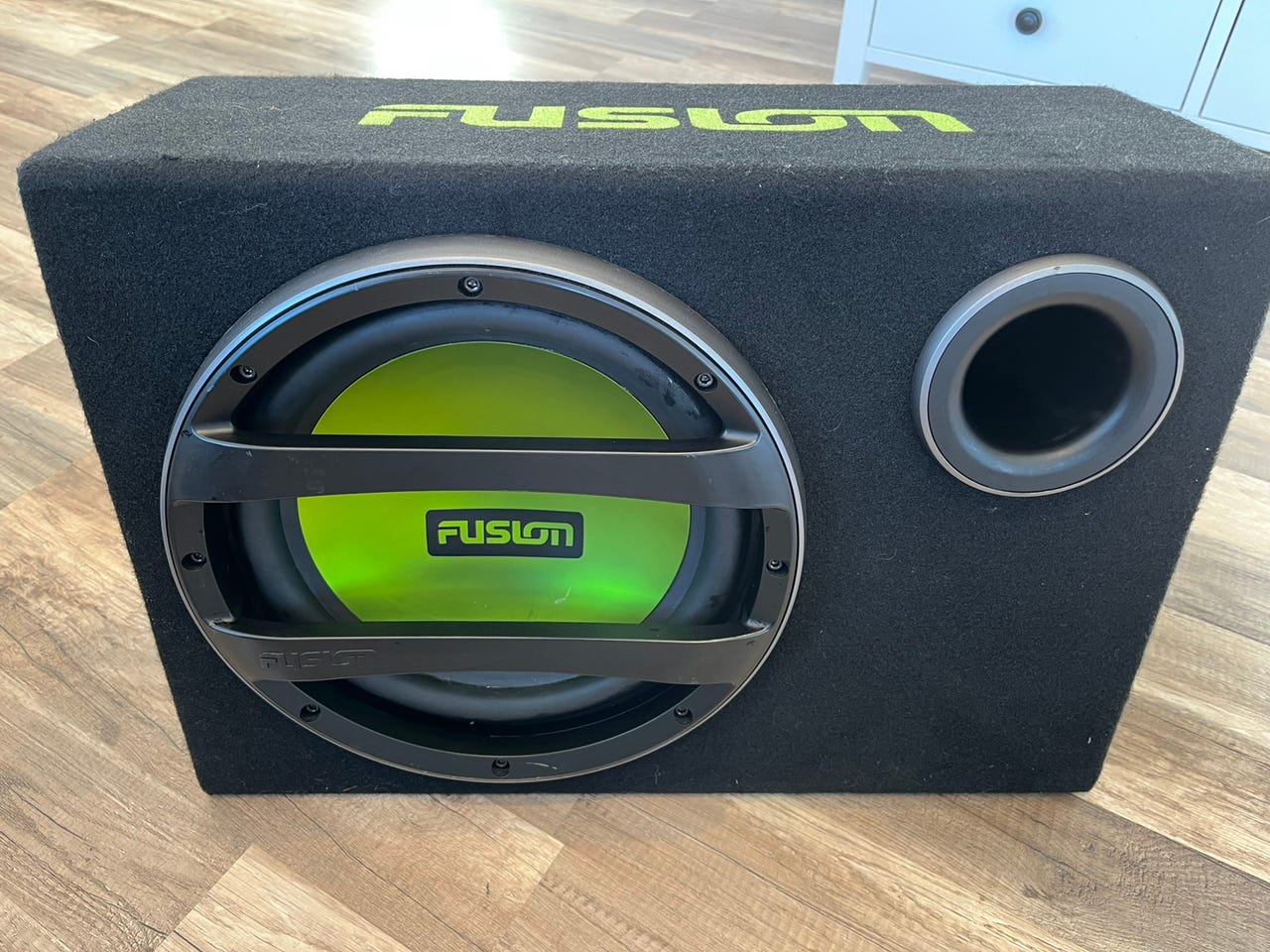 12” sub med forsterker til bil | FINN-torget