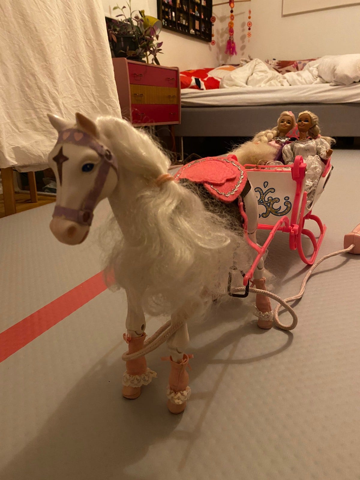 Vintage barbie m/ hest og slede | FINN-torget