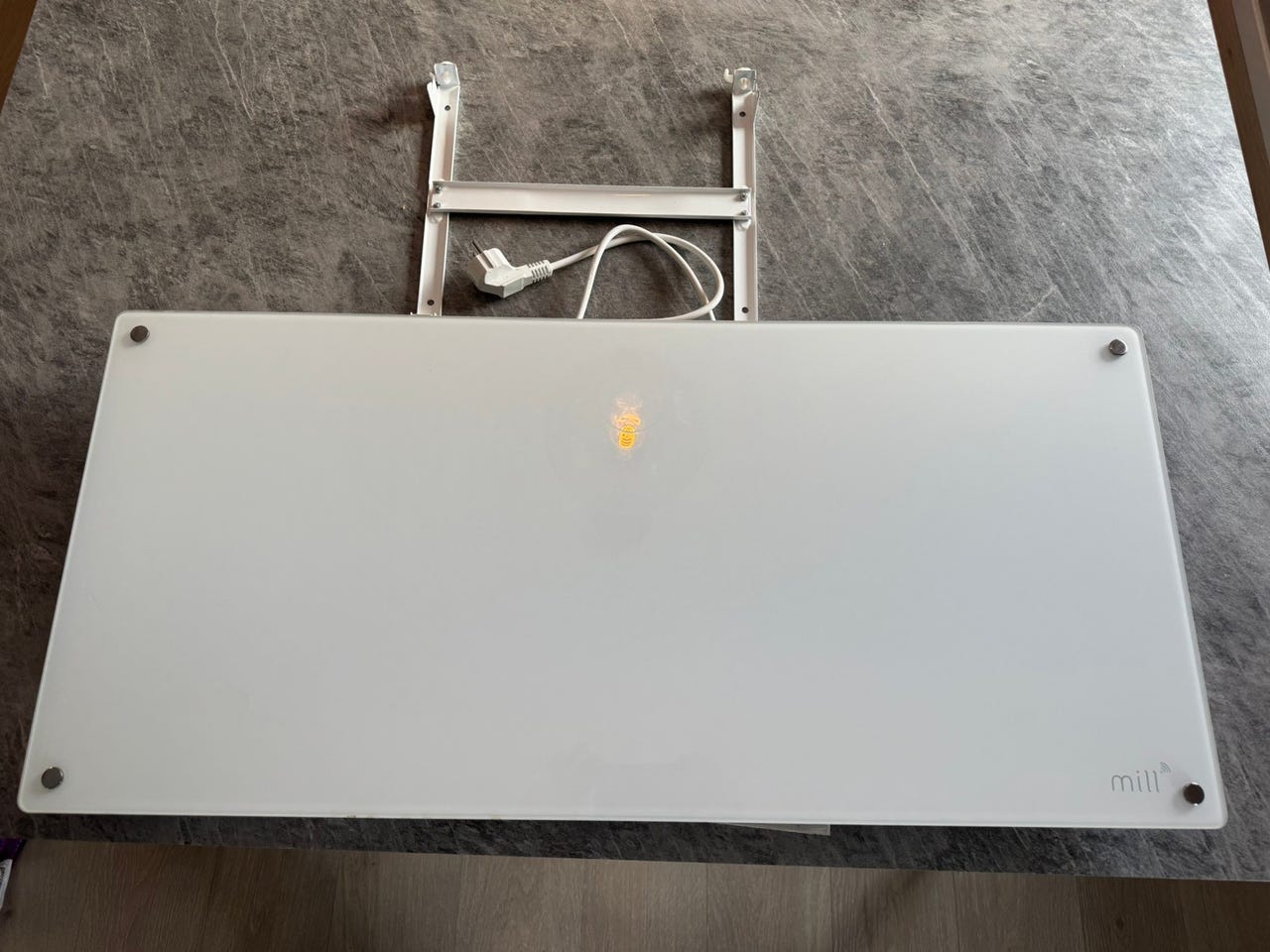 Mill panelovn glass m/WIFI 900 W | FINN-torget