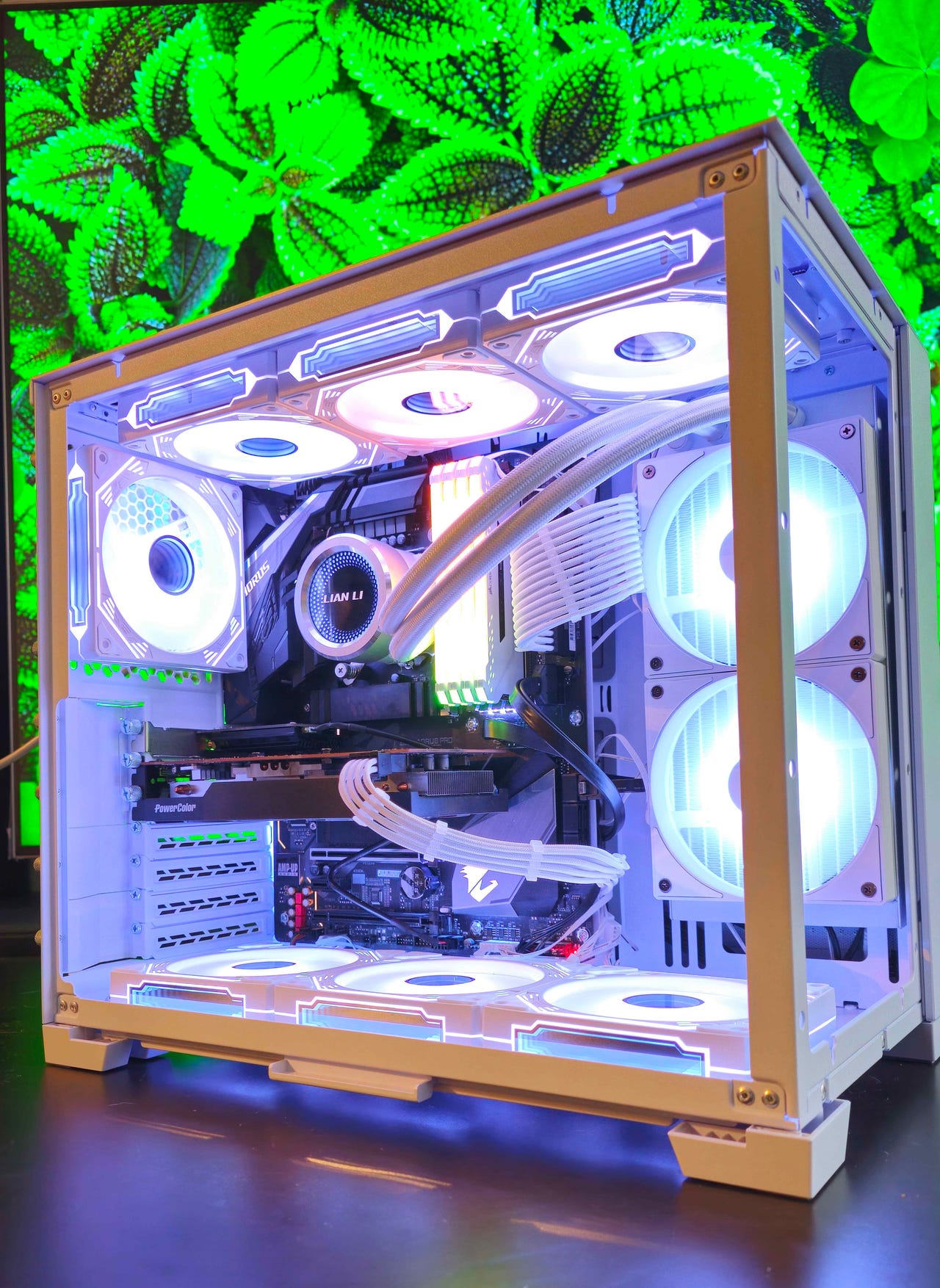 Januarsalg! Ny Hvit Kraftig Gaming-Pc - Ultimat Ytelse med – Uslåelig ...