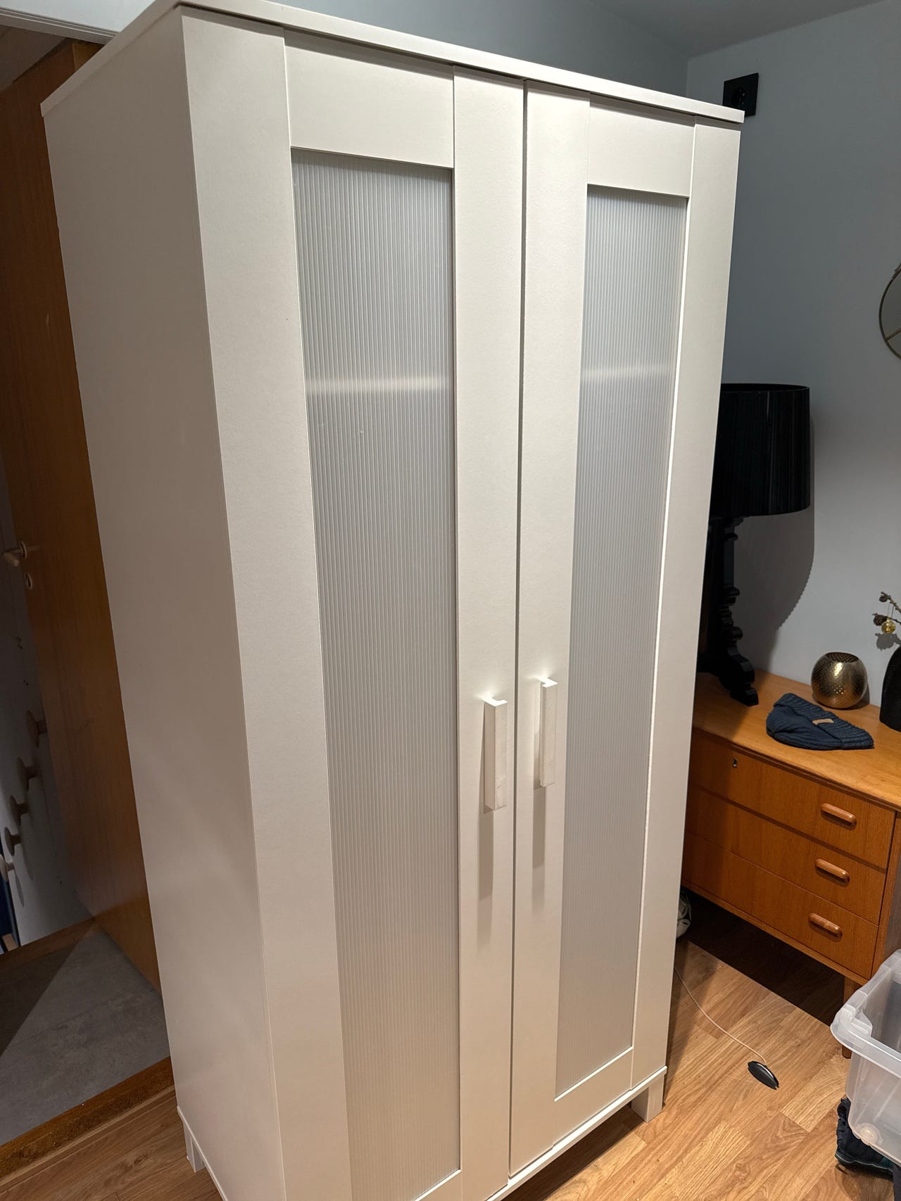 IKEA skap gis bort mot henting | FINN-torget