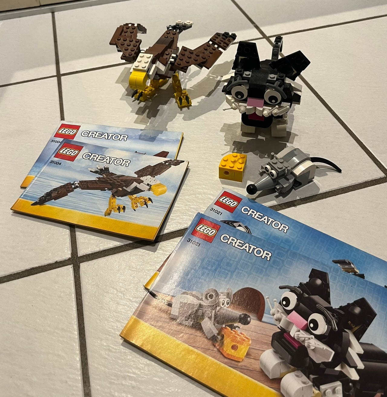 LEGO Creator 31004 Luftens Konge og 31021 Pelskledde dyr | FINN-torget