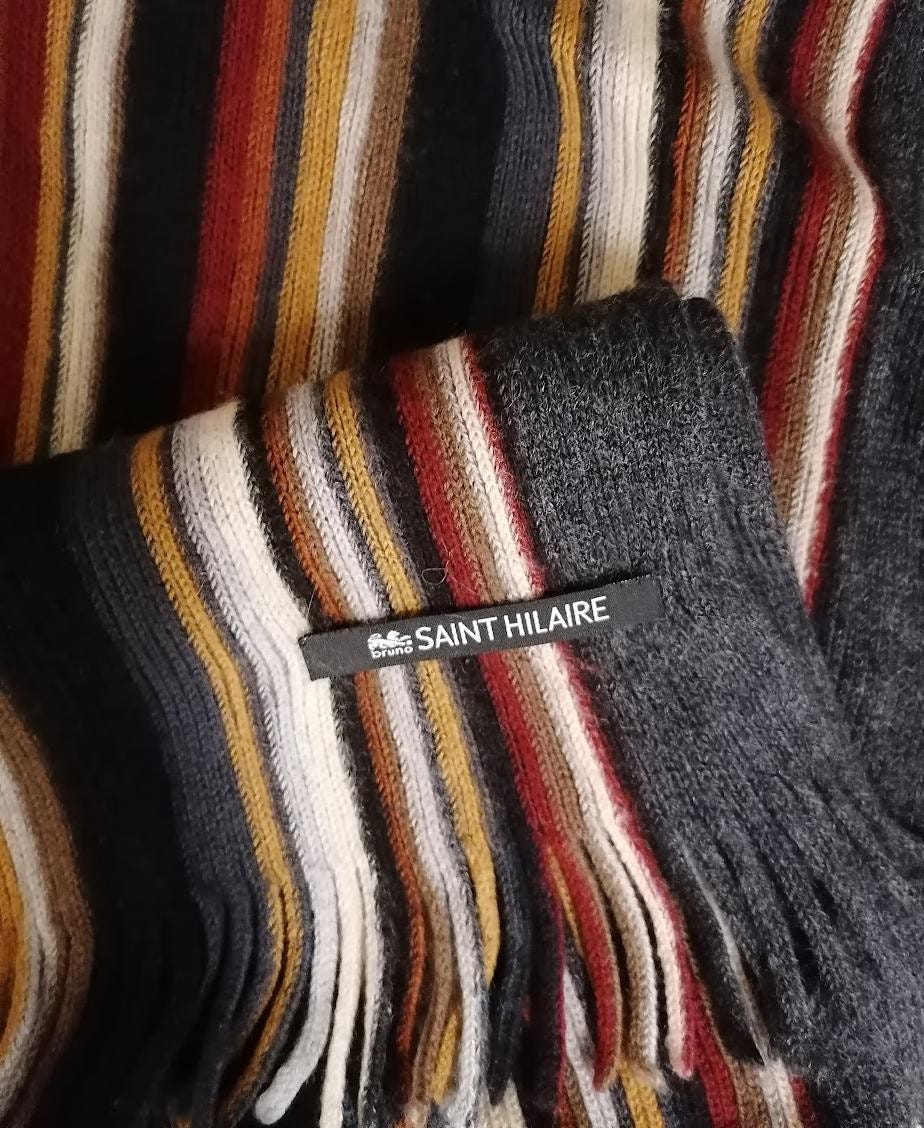 Bruno Saint Hilaire Stripete Skjerf | FINN-torget