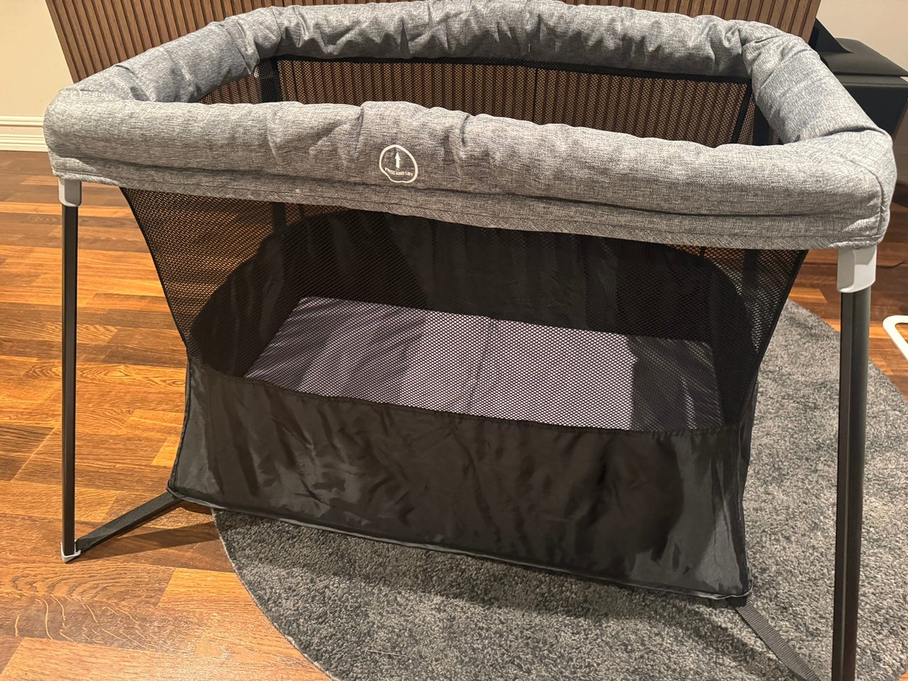 Veldig lite brukt reiseseng til baby | FINN-torget