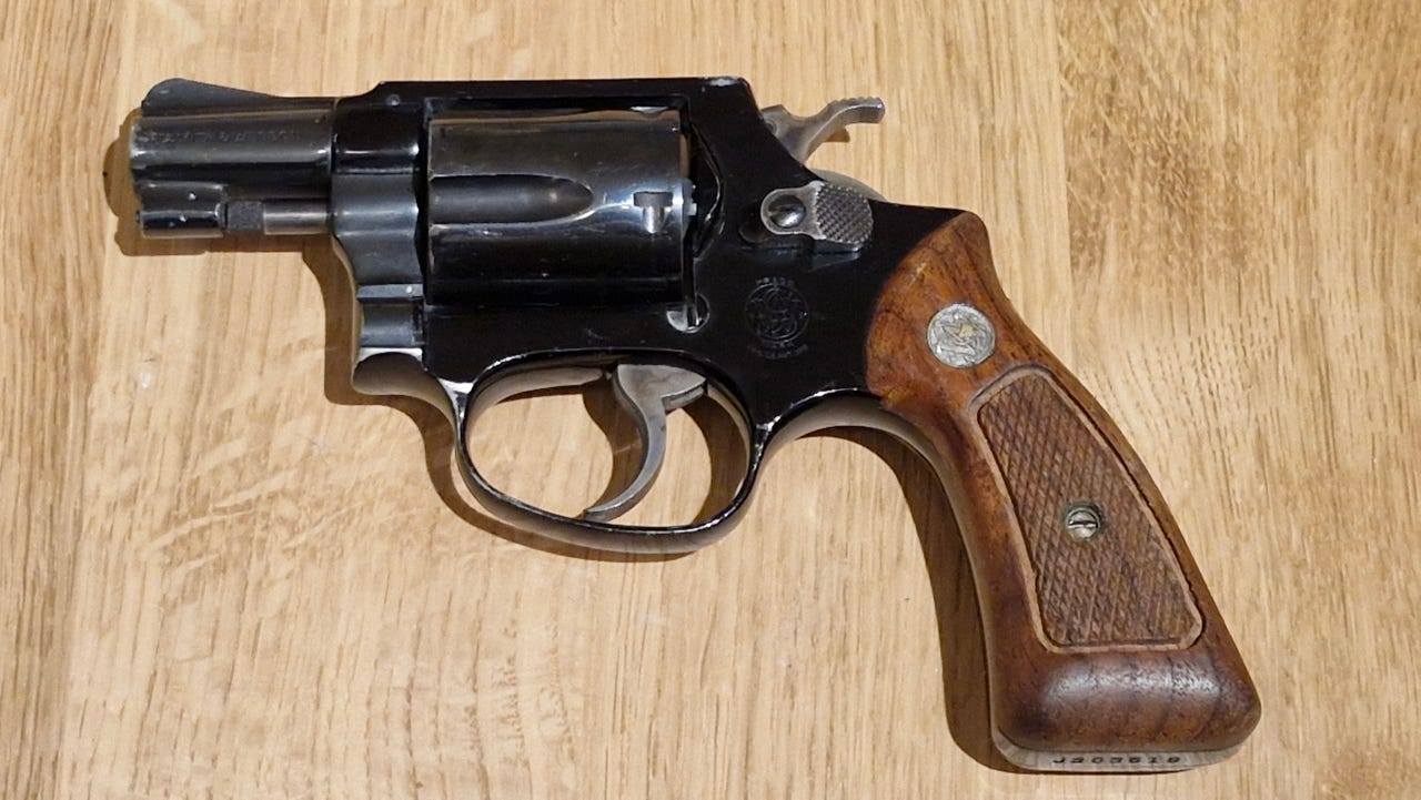 Smith&Wesson 38 spc mod 37 Airweight | FINN-torget